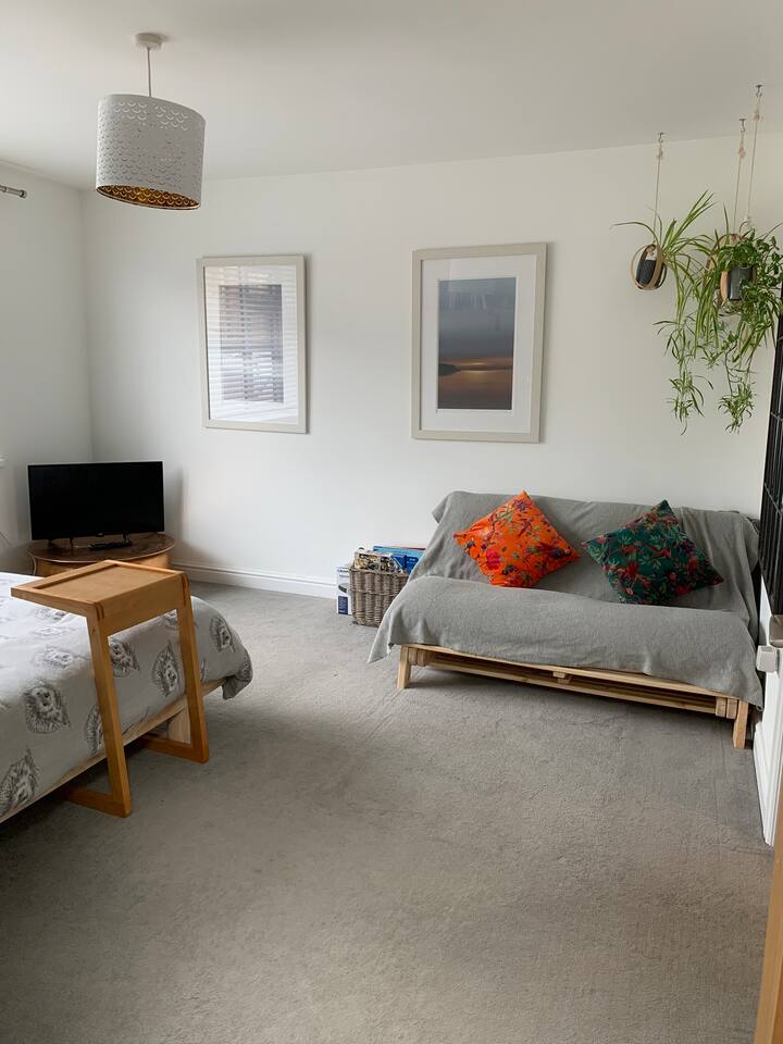 Fully Furnished Apartment In Exeter - Crediton