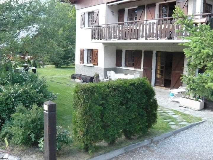 Appartement En Chalet Avec Jardin - Briançon