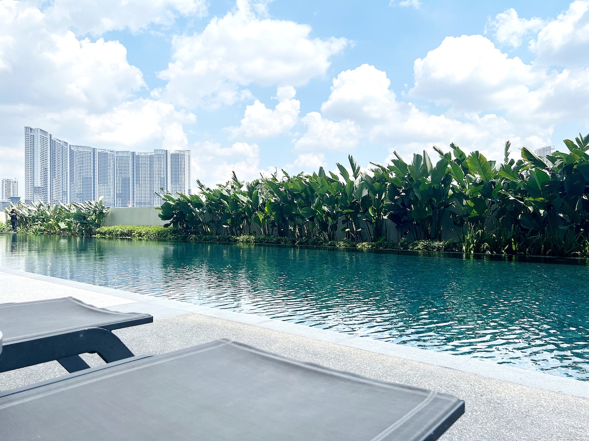 A Sunway Velocity Deluxe Studio by Infini - Condominiums for Rent in ...