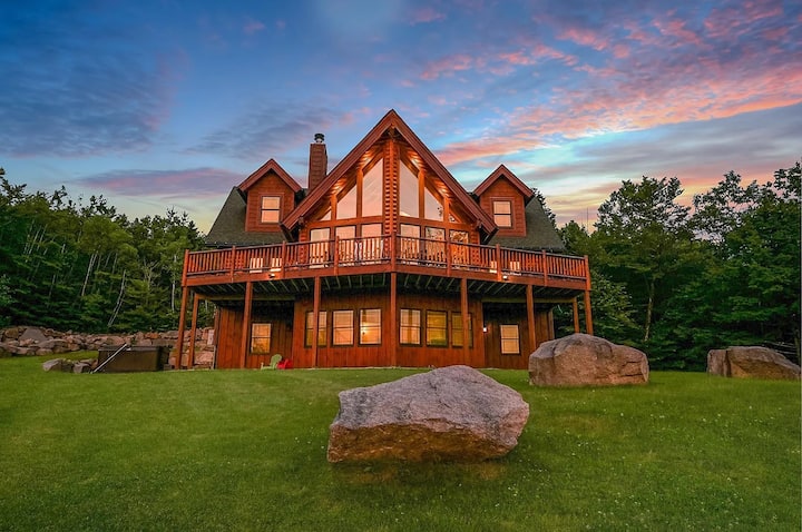 Wild View Lodge, Private Landscape, Hot Tub, 6 Bdr - New Hampshire (State)