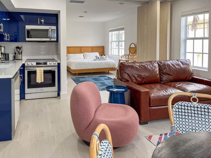 (Marley 209) Sofi, New! Luxury Condo, Heated Pool! - Miami Beach, FL