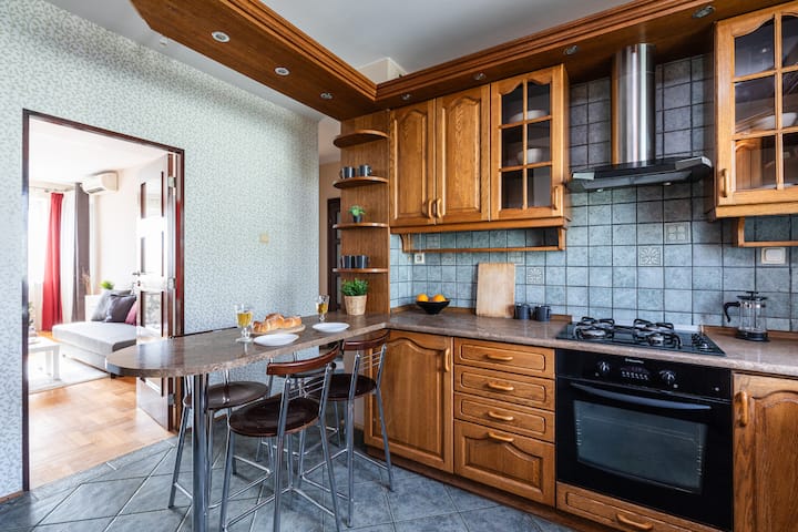 002 Powstańców ŚLąskich 61 Room Superapart - Varsavia