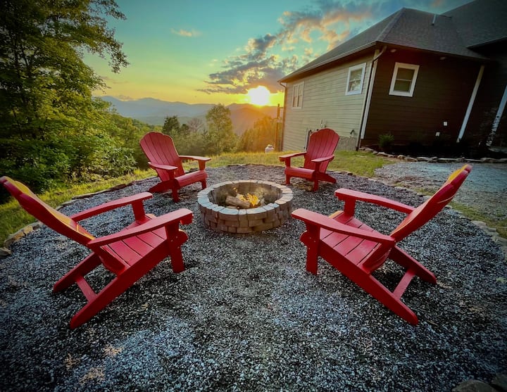 Butterfly Mountain Cabin For 8 W/amazing View+wifi - Franklin, NC