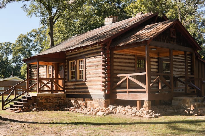 Southern Rustic Cabin Close To Stone Mountain Park - Stone Mountain, GA