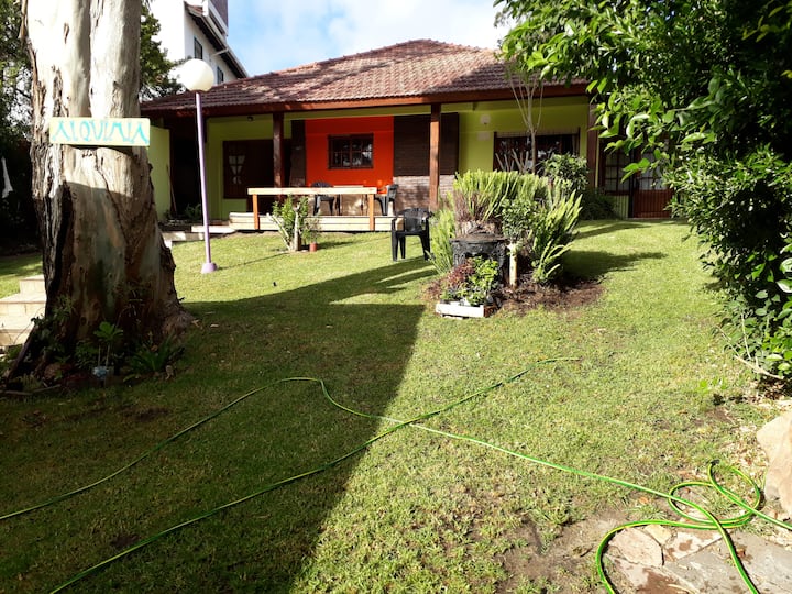 Chalet Villa Gesell Centro 8 P. - Villa Gesell