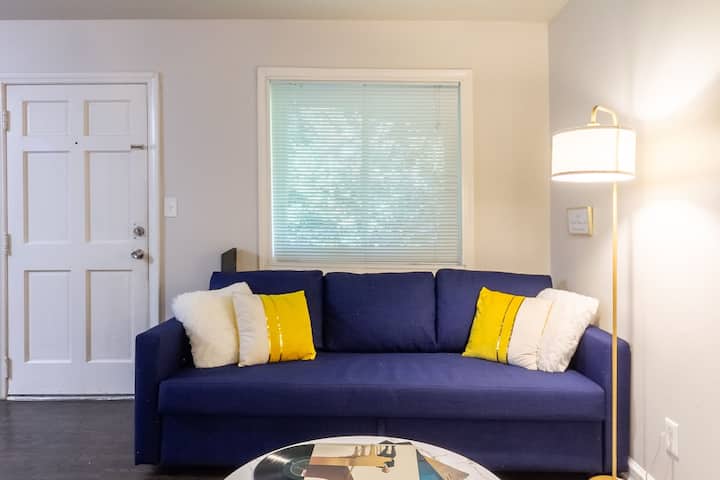 Stylish Pad · Private Parking · Steps&nbsp;From&nbsp;Park! - Atlanta, GA