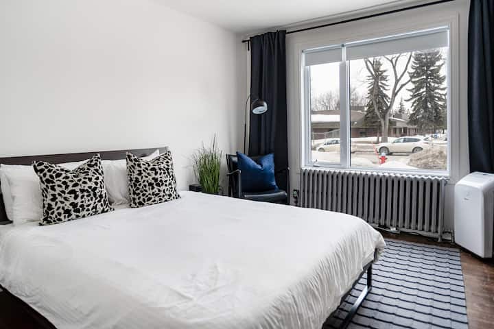 Cozy Bach / 1 Bath Close To Hsc - Winnipeg