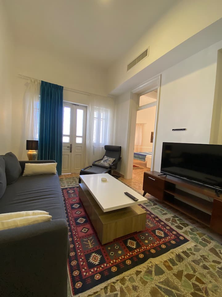 Grandpa's Studio 104 - Amman