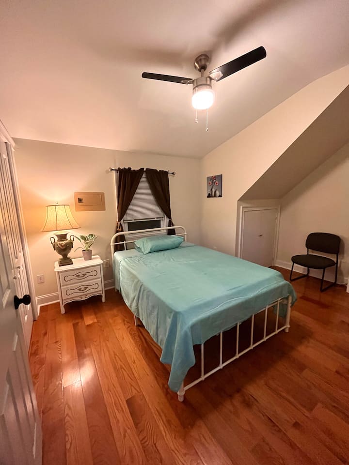 Room For Rent 1 - Staten Island, NY
