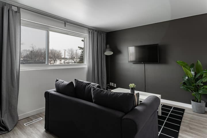 Renovated 1 Bed/1 Bath By Hsc - Winnipeg