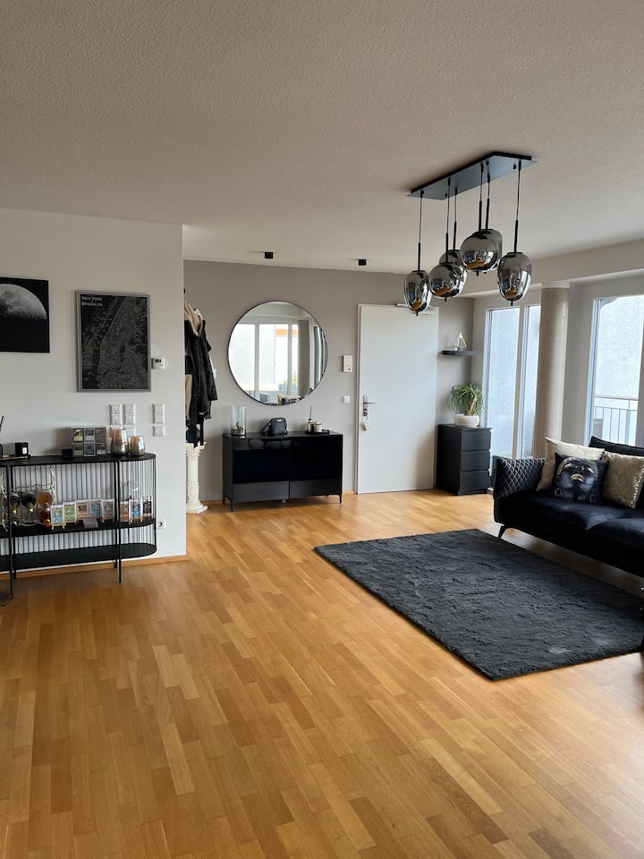Stylish Penthouse - Oberasbach