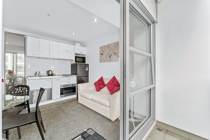 Budget Inner-city 2 Bedrooms - Auckland