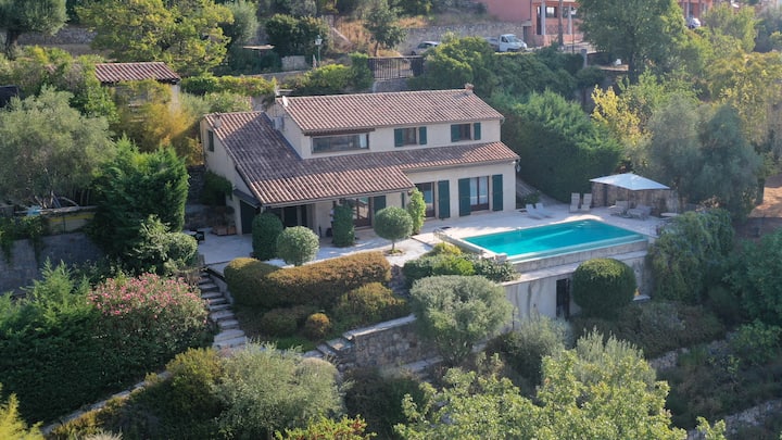 Luxury Villa. Panoranic Views. - Montauroux