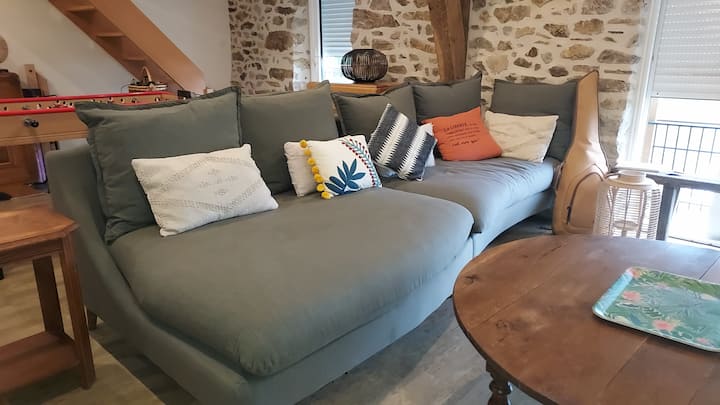 Grange De La Tuilerie. Confort. Piscine . Uzerche - Corrèze