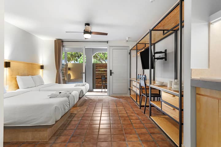 Suite Doble Con Cocina Y Terraza - Querétaro