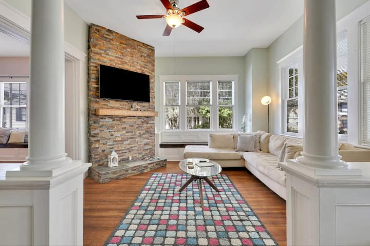 The Grand Savannah Bungalow - New Listing! - Savannah, GA