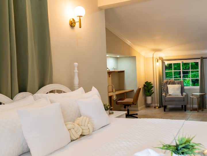 Falcon 3br Ph Oceanview W/ Free Airport Transport - 몬테고베이