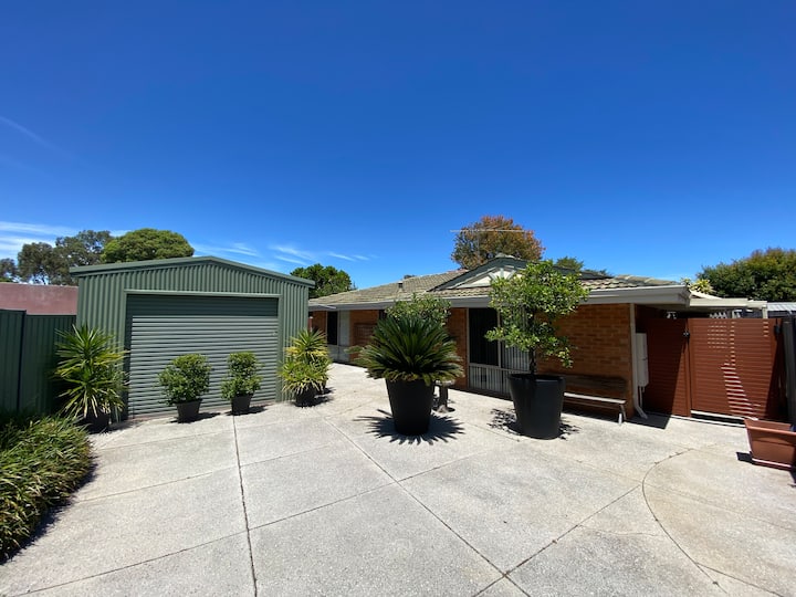 Jackadder Gem - Woodlands - Perth