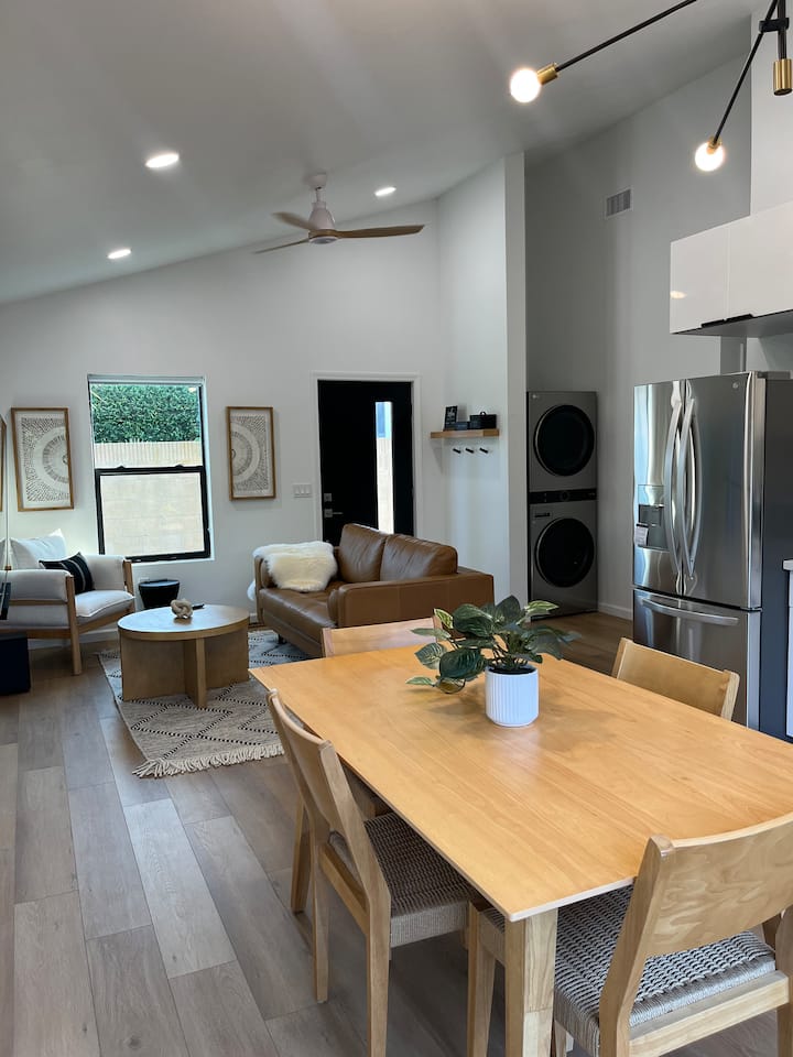 *New Adu* 2bd, 2bath. - Downey, CA