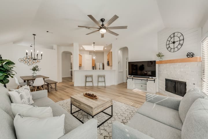 Modern Home. North Ft Worth. Alliance Town Center - 포트워스