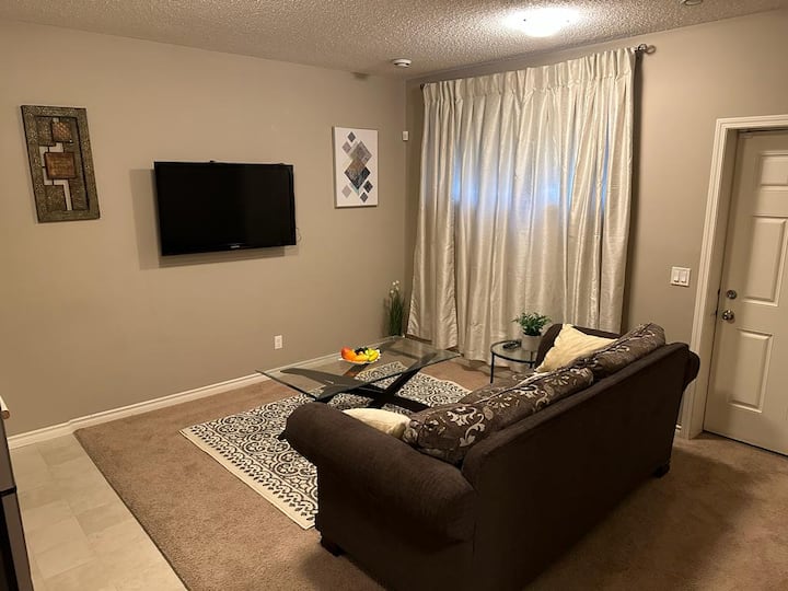 Comfort Suite - Airdrie