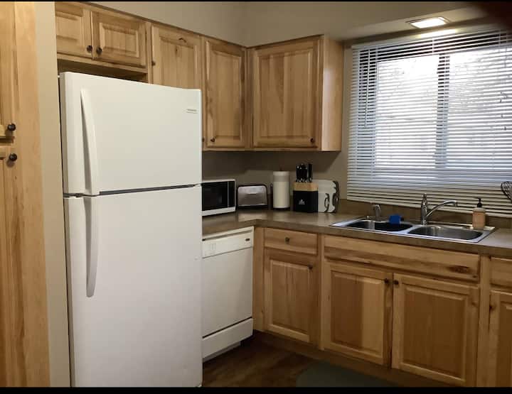 Magic City Oasis ~Central - Minot, ND