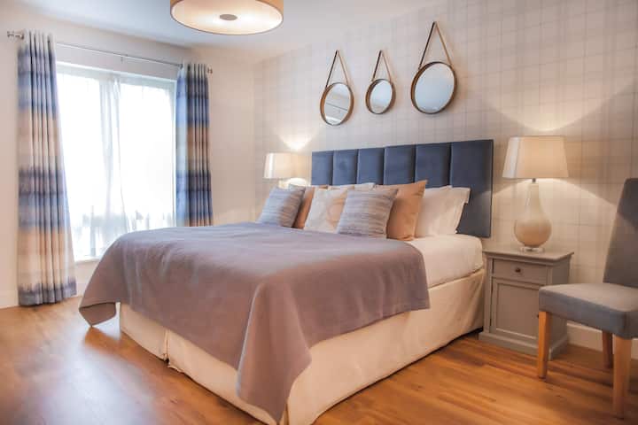 Modern & Central Apartment With Free Parking - Bath