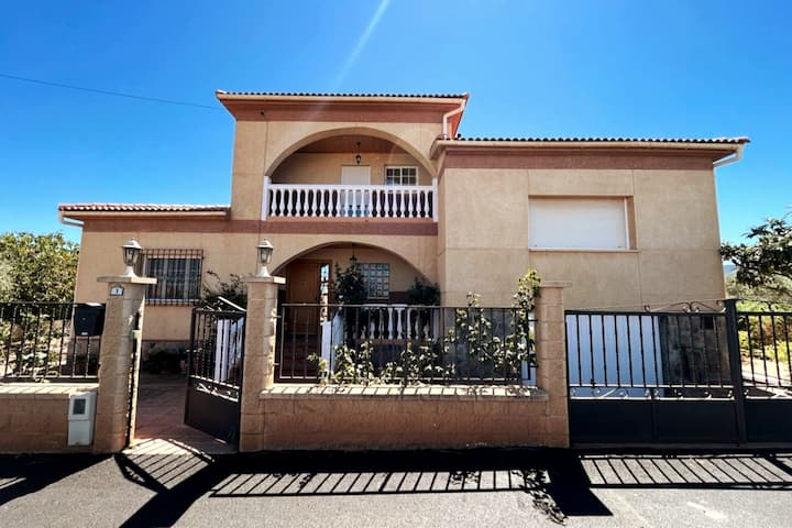 Casa Polícar Marta - Diezma