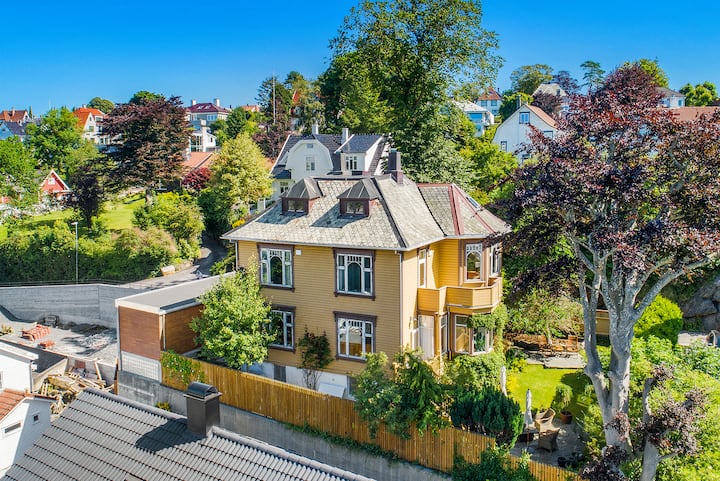Swiss-jugend Villa With Sea View - Stavanger