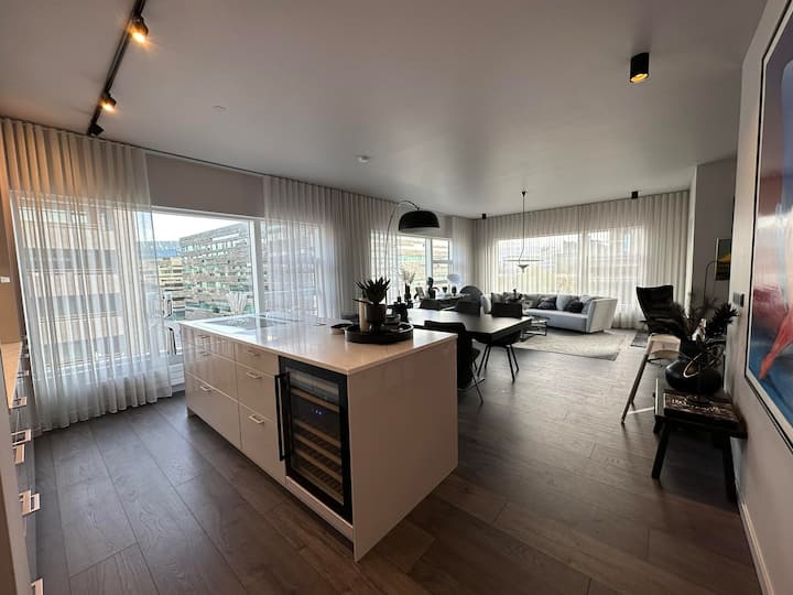Luxury Apartment Downtown - Reikiavik