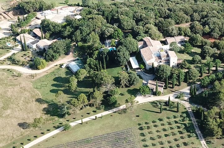 Domaine D'exception En Cévennes, Grands Groupes - Alès