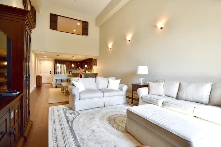 Downtown Heart Of Saratoga- Walkable Location - Saratoga Springs, NY