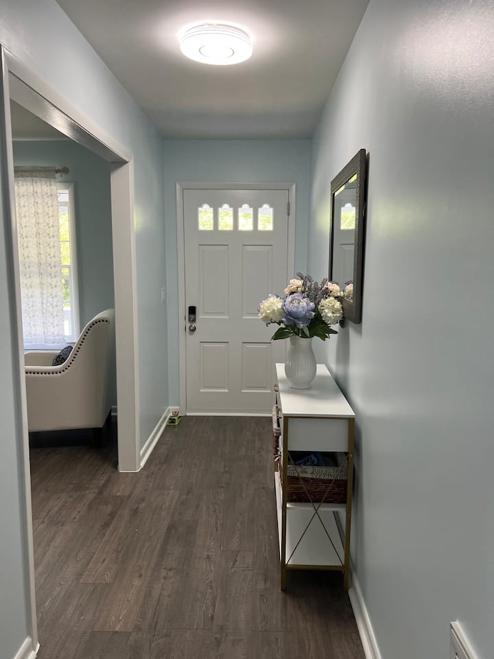 Sweet Ranch Home With Everything New - Hillsborough, NC