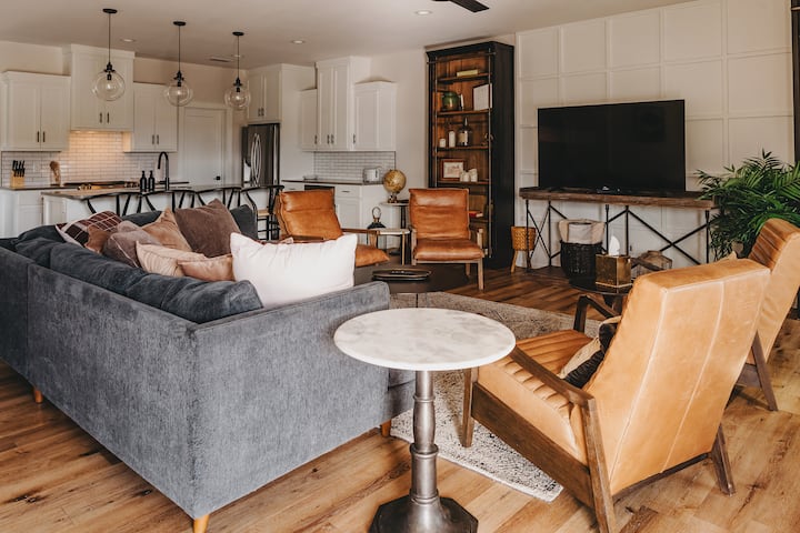 Luxury Designed Home| Smart Tv's| Gas Fire Pit - Abilene, TX