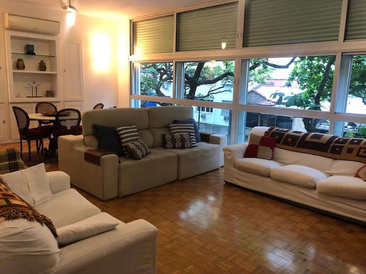 Novo -A  Dez Passos Do Mar! - Rio de Janeiro