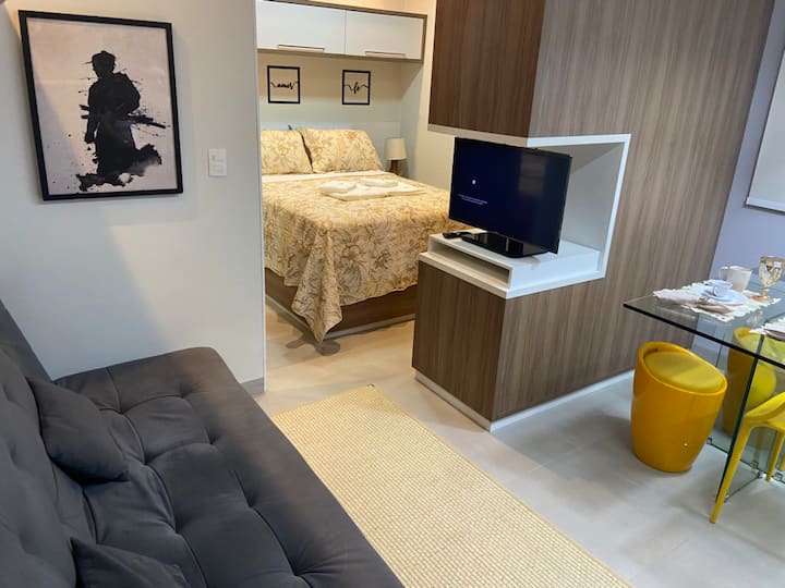 Apartamento Em Zona 07 - Próximo A Uem C/ Garagem - Maringá