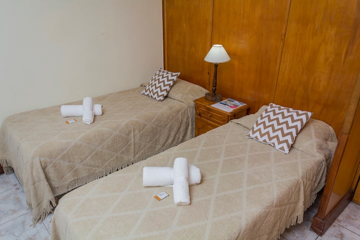 Hab. Doble Con Baño Privado, ¡A Pasos Del Centro! - El Calafate