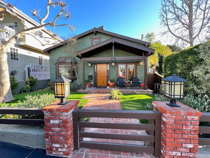 Tree Section Home With Backyard - Manhattan Beach, CA