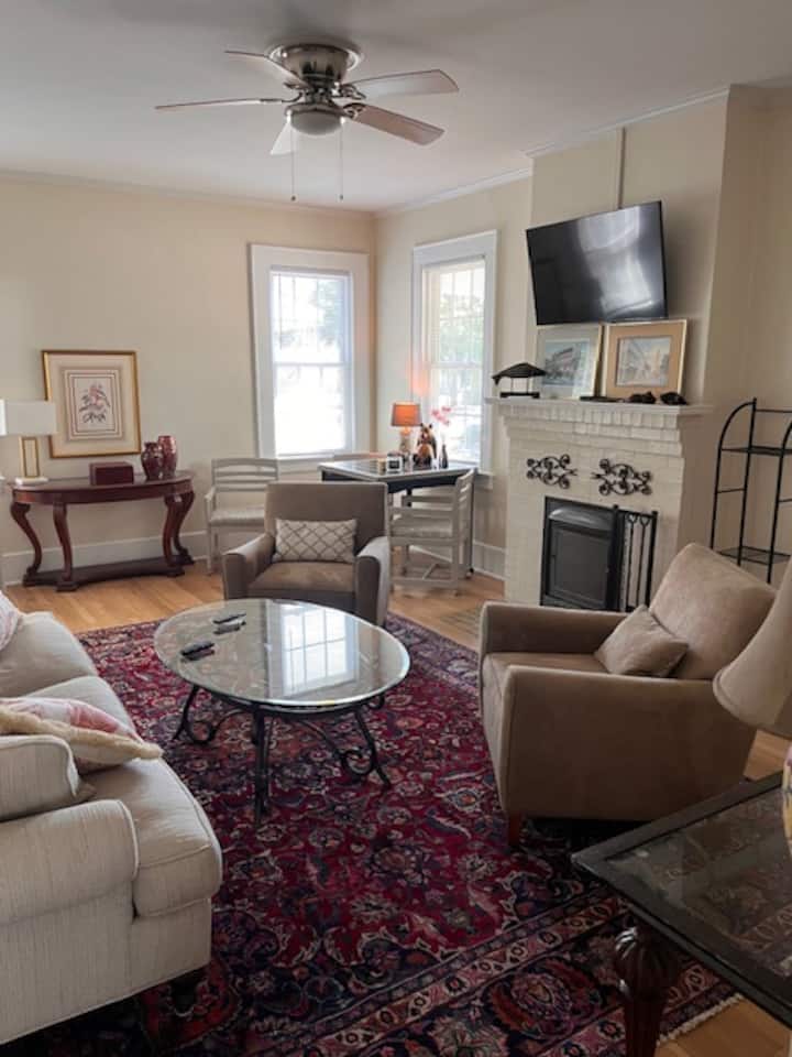 Palmetto Cottage - Dog Friendly - Columbia, SC
