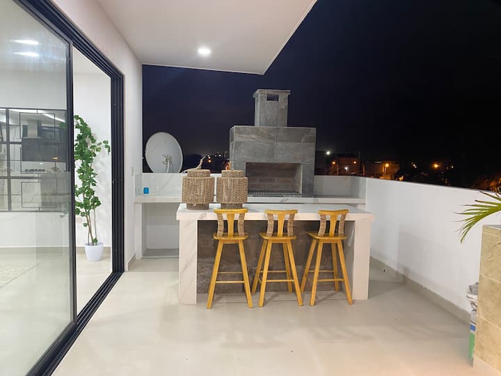 Cómodo Y Elegante Departamento - Salinas