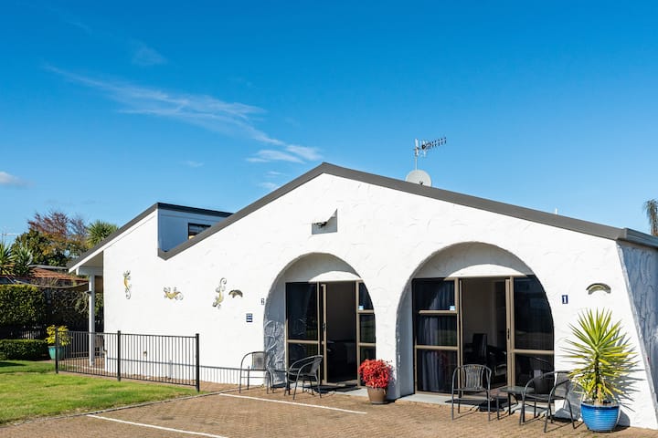 Spacious Studio - Taupo