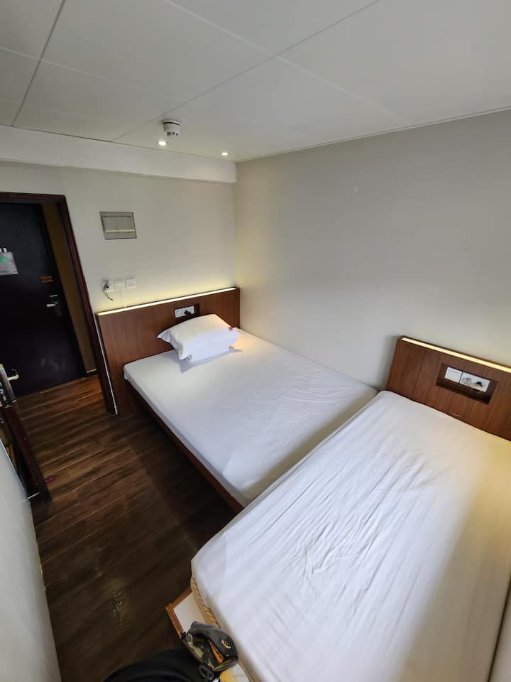 T1-triple Room With Bathroom  Kam Mun Guest House - Sheung Wan