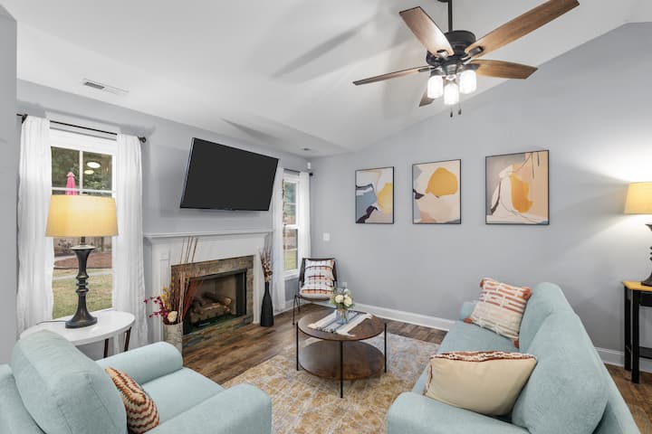 The Oasis - 3 Bedrooms*pet Friendly* Private Yard - 新伯爾尼