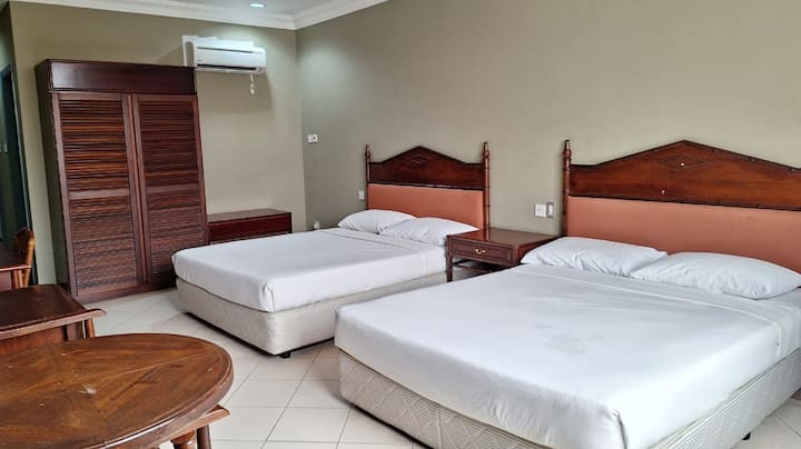 Twin Queen Bed - Sibu