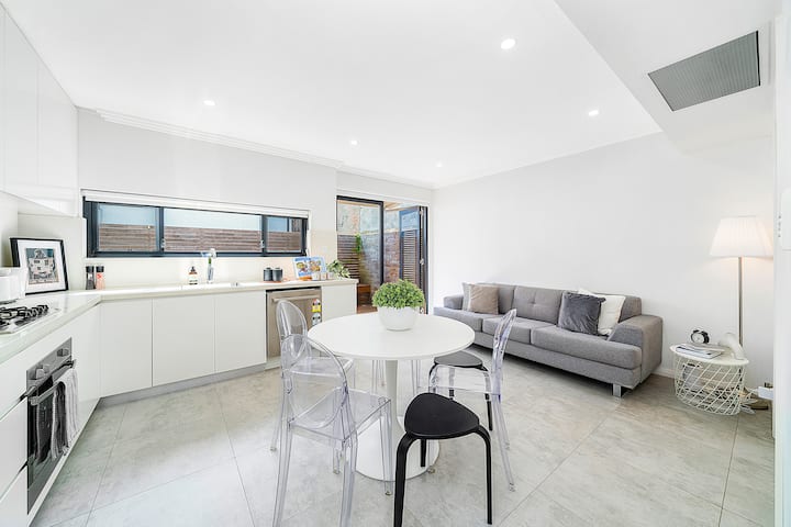 *Jam Home | Wonder Newtown Sydney Cbd Free Parking - Sydney