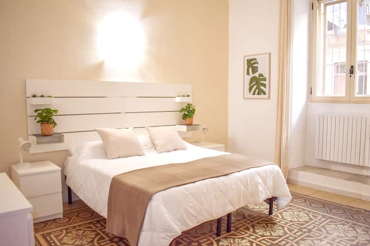 |Votre Maison|, Au Centre De Bari - Bari