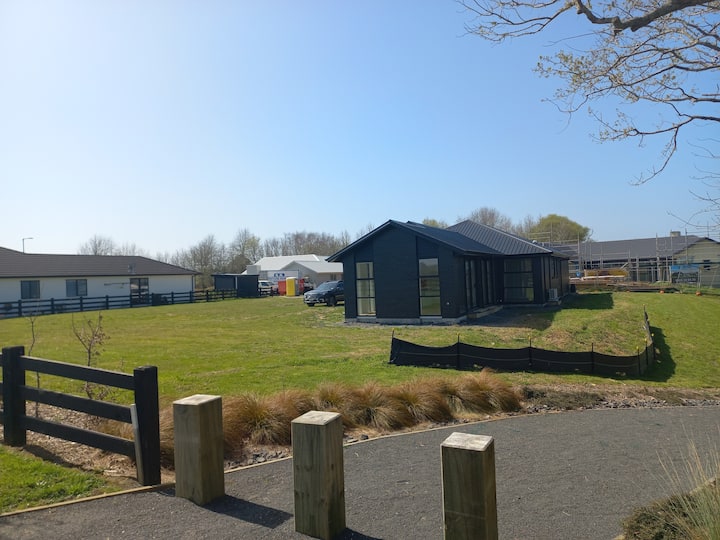 Tinyhome Opposite Farmers Market - Clevedon