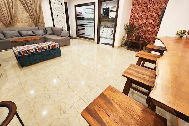 3 Apartments 6 Beds Same Building Dha 8 - Lahore