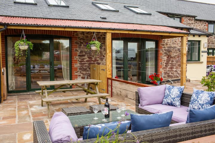 Peaceful Coastal Retreat, Ideal For Families - Pembrokeshire