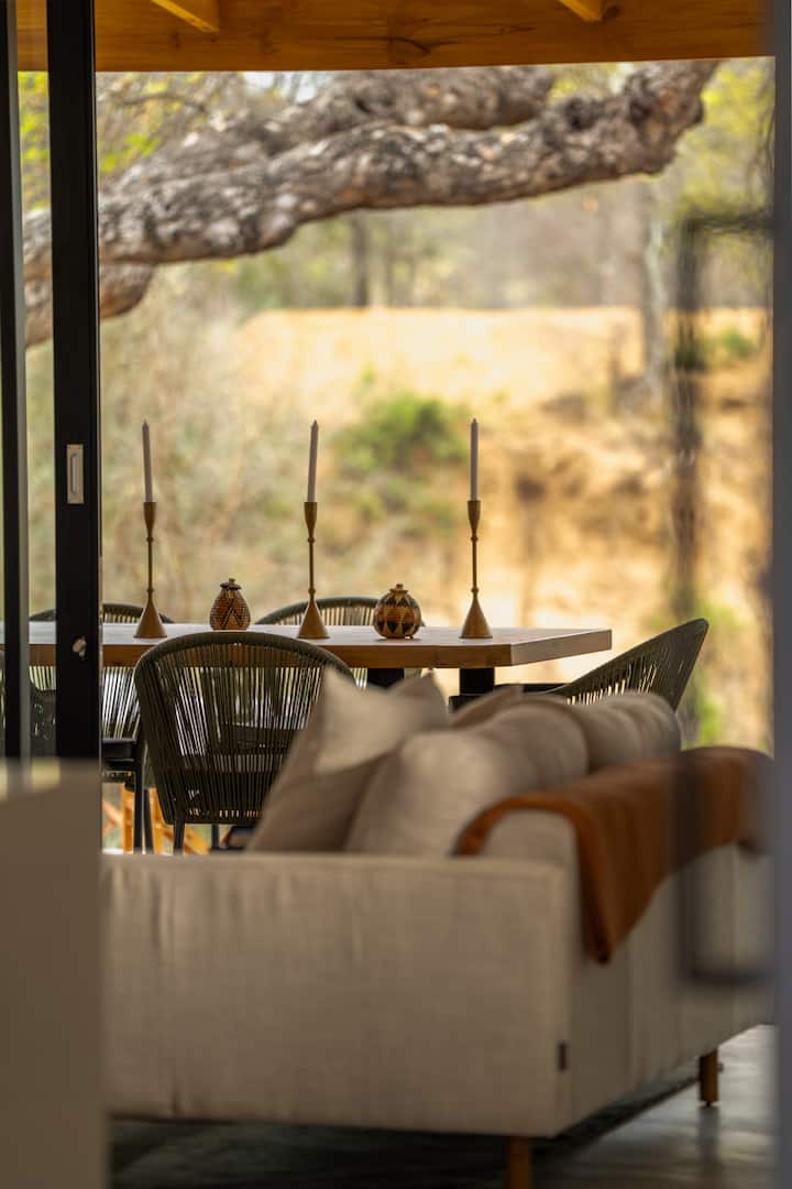Nomads Den North Villa - Private Pool On Riverbed - Hoedspruit